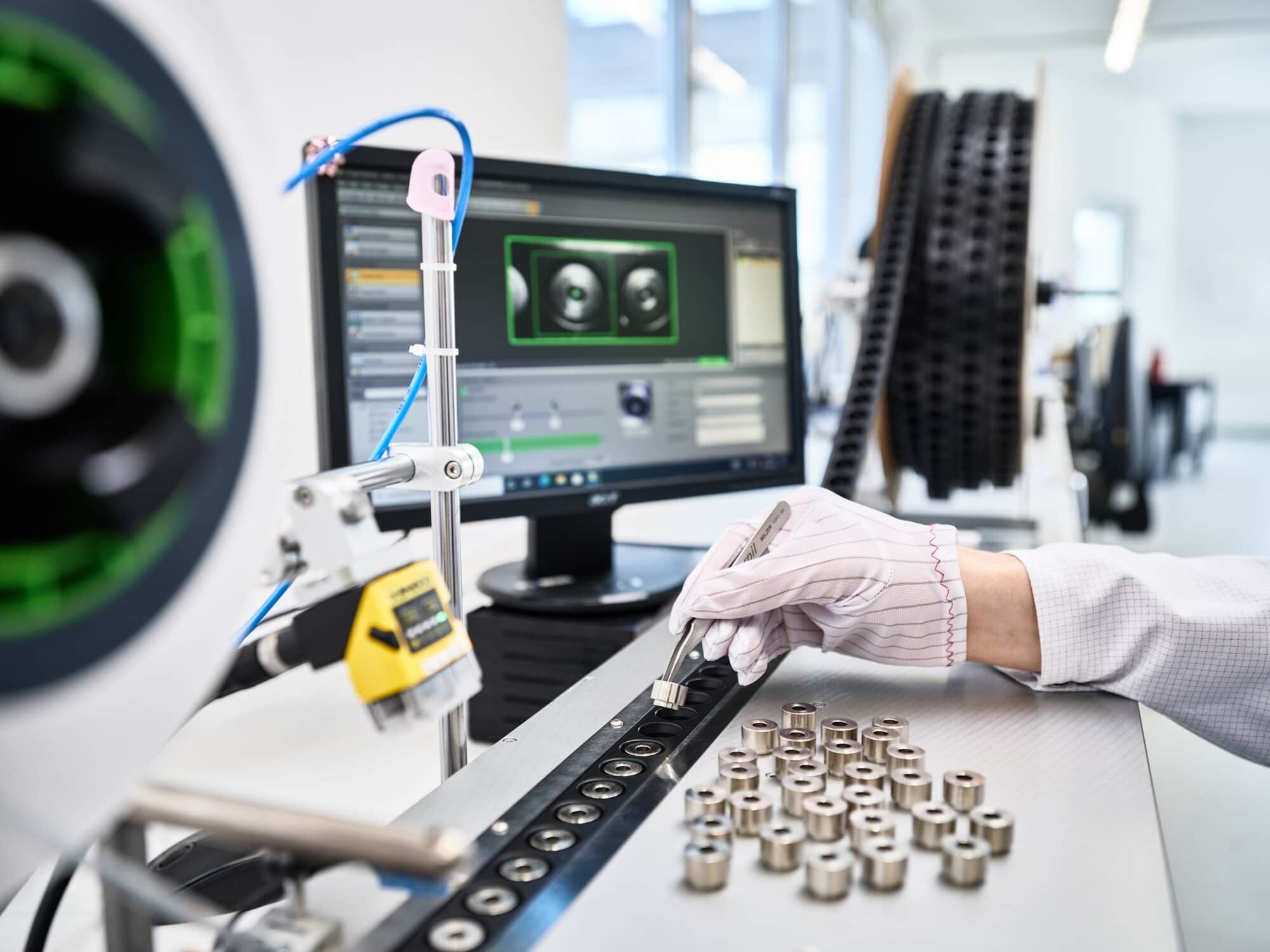 Tape and Reel Service - SEMITRON W. Röck GmbH